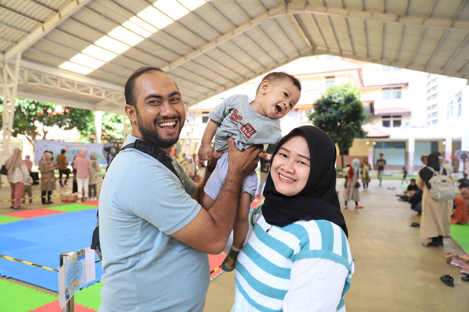 Lomba Bayi merangkak meriahkan Rangkaian Hari Anak Nasional Tingkat Kota Tangerang.