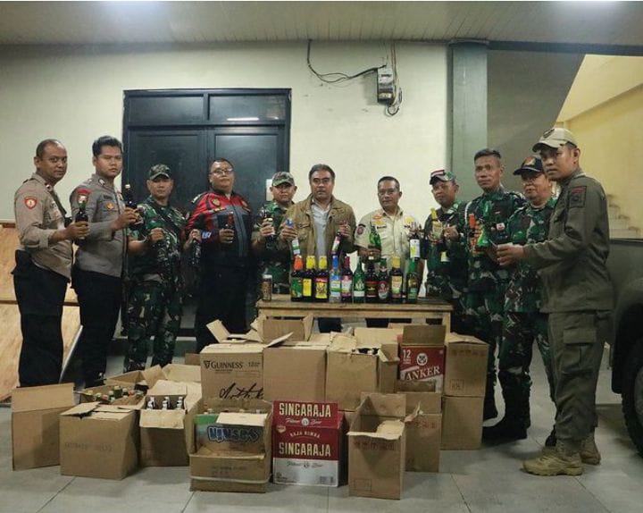 Satpol PP Kota Tangerang Amankan Ratusan Botol Miras
