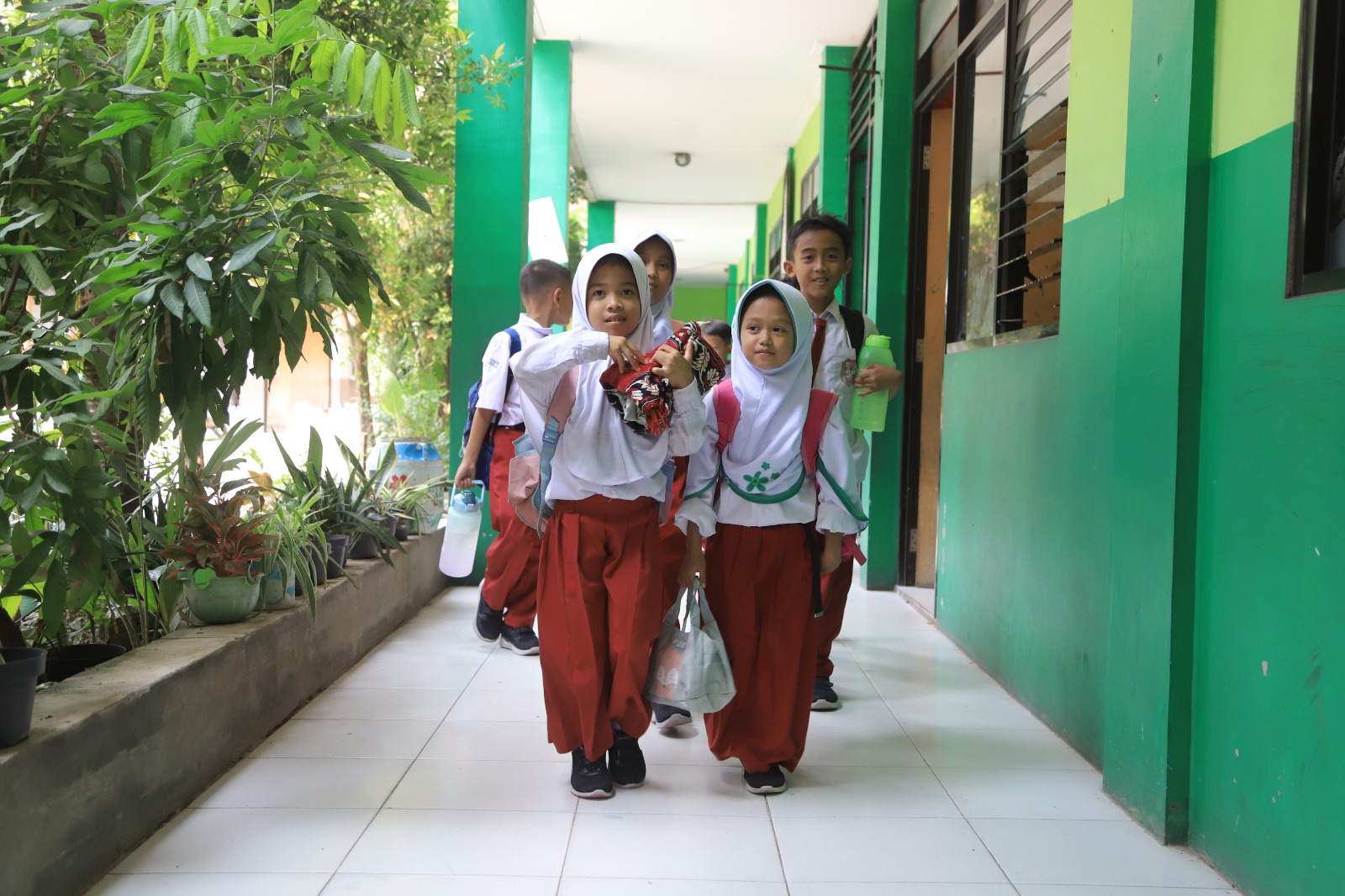 Pemkot Tangerang Hadirkan Sekolah Swasta Gratis, Warga: Kami Sangat Terbantu